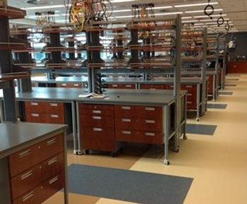 Hamilton Laboratory Solutions Distinction Mobile Bench System News ...